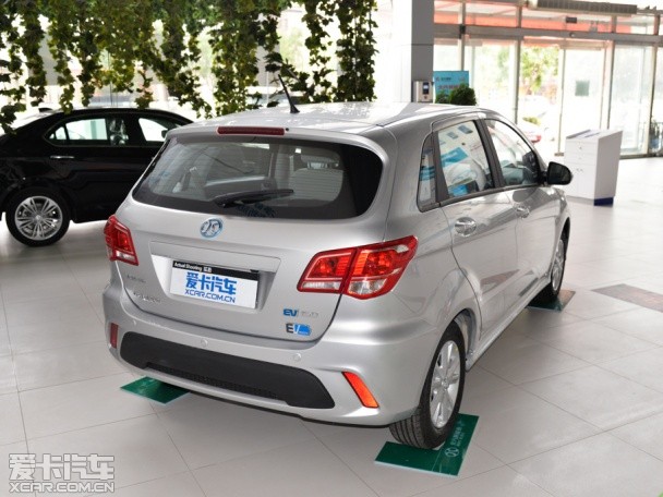 8.48万元 北汽EV160轻快版电动车首选-爱卡汽车